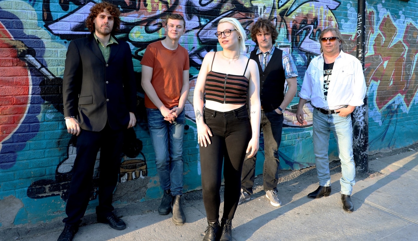 Listen to Montreal's Wave 21 cover of Tom Paxton - Montreal Rocks